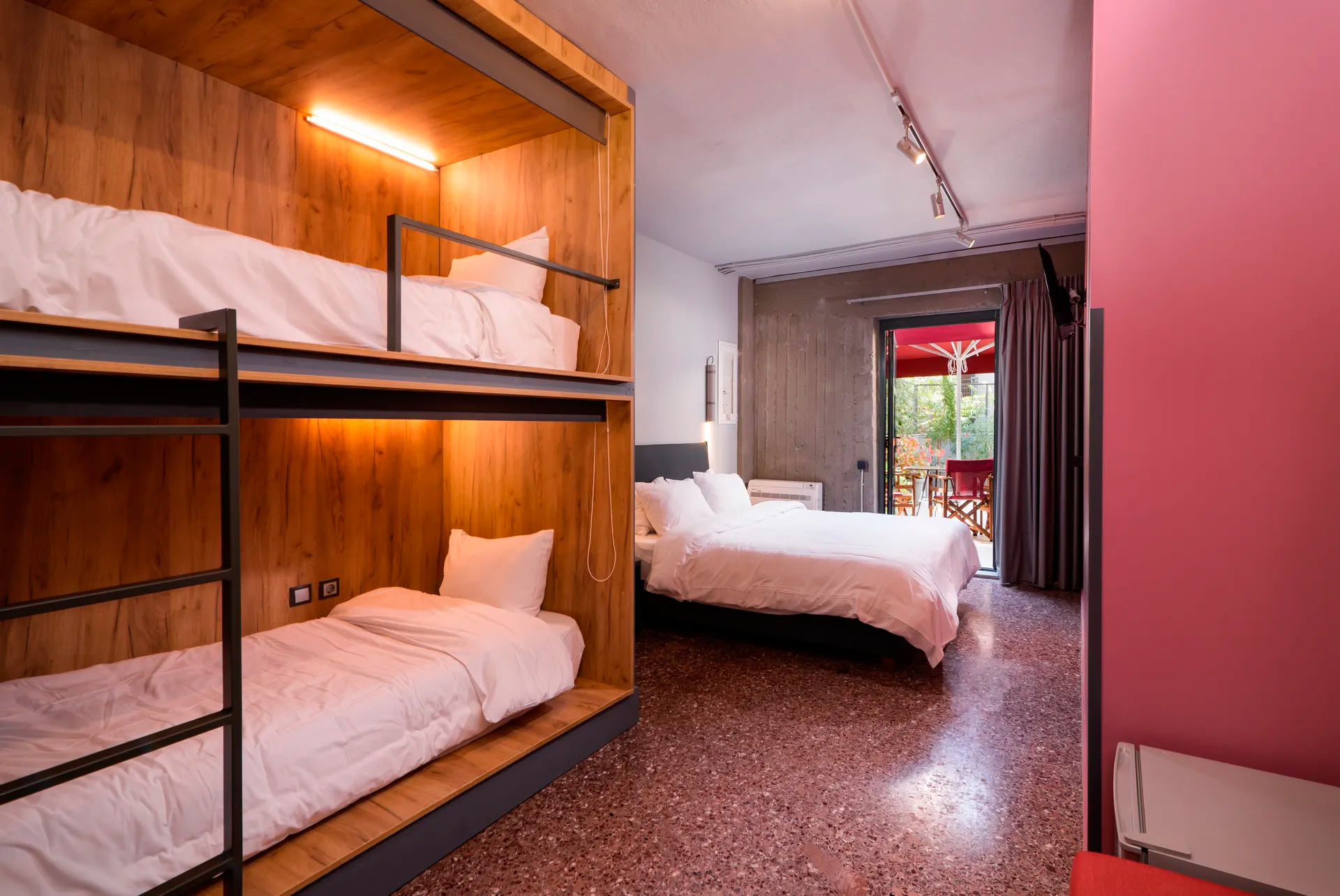 Studio with Terrace - Urban Donkey